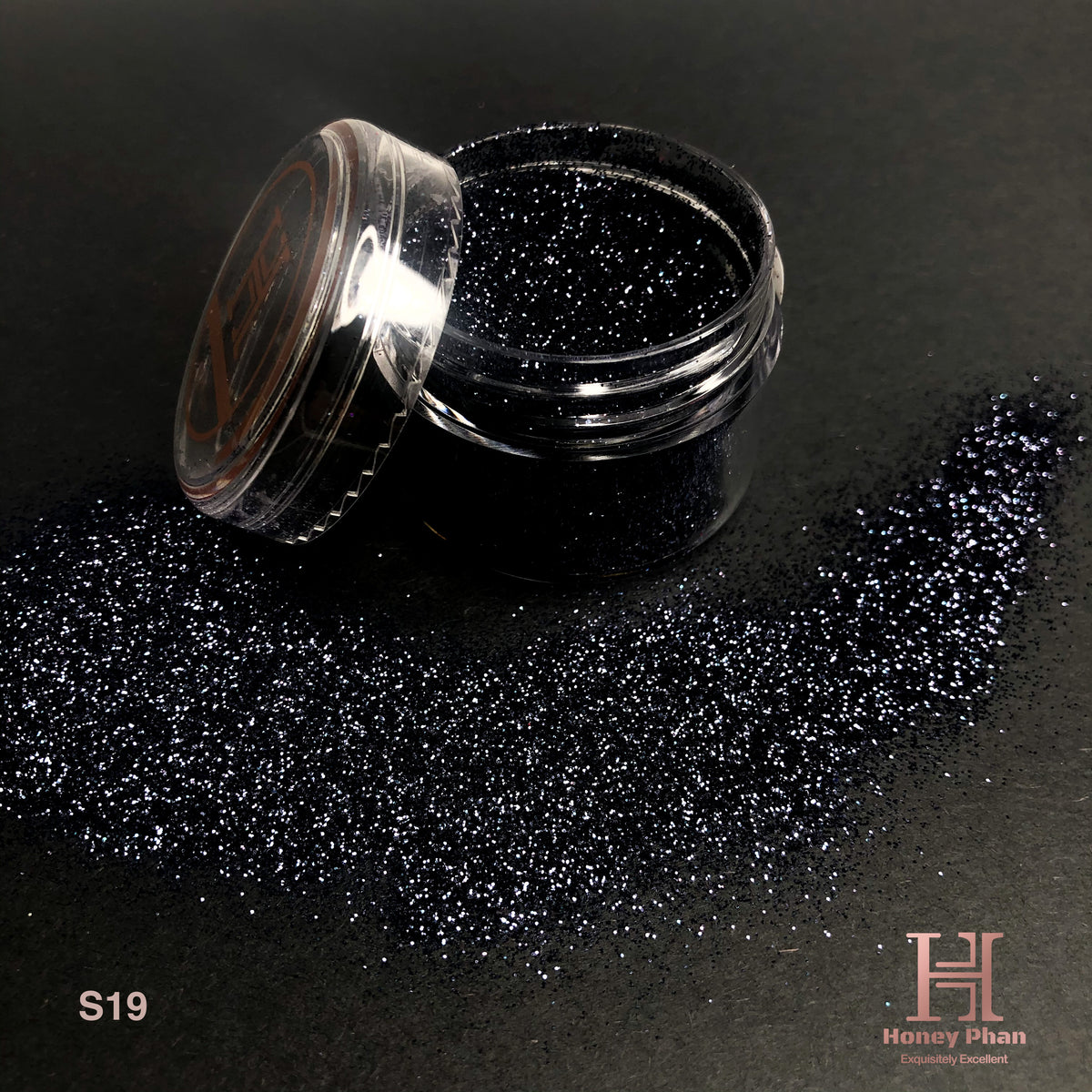 TITAN SPRINKLE - S19 – HONEY'S NAIL SECRET